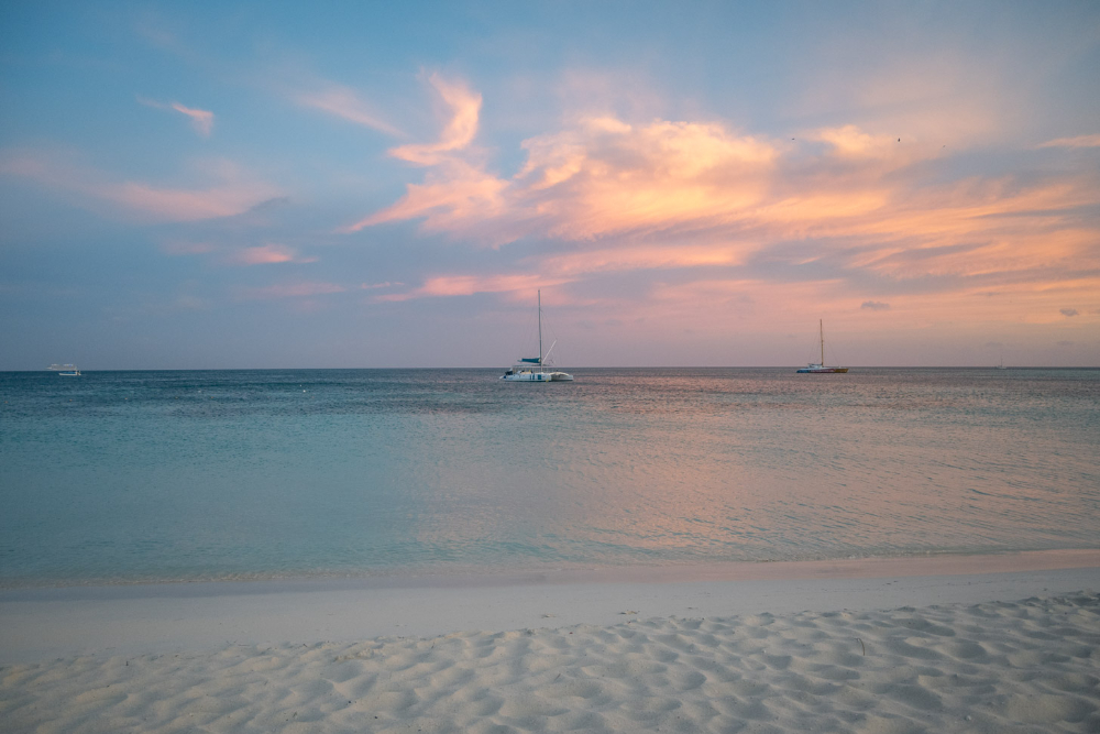 Stranden op Aruba | overzicht en verschillen per strand | Landenwijzer.nl